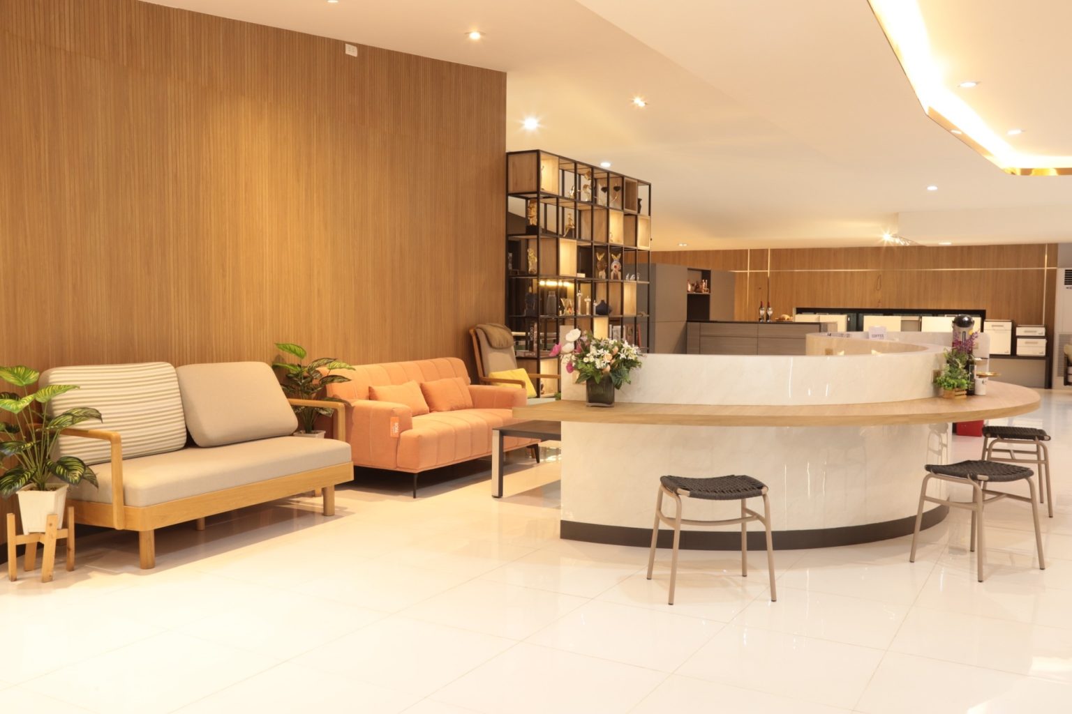 Working Space Show Room Futuretech - ศูนย์รวม อุปกรณ์เฟอร์นิเจอร์ เฟอร์นิเจอร์ฟิตติ้ง ครบวงจร